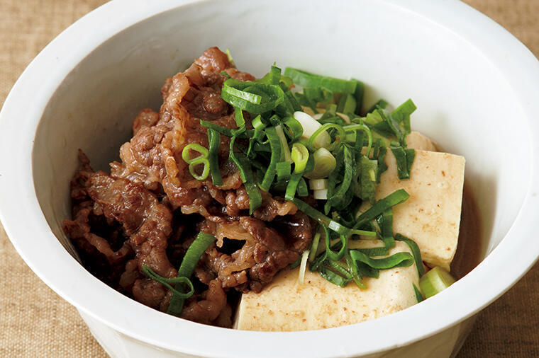 【ロカボレシピ】鍋一つ、調理時間わずか10分でできる「肉豆腐」のつくり方 (dancyu) - Yahoo!ニュース