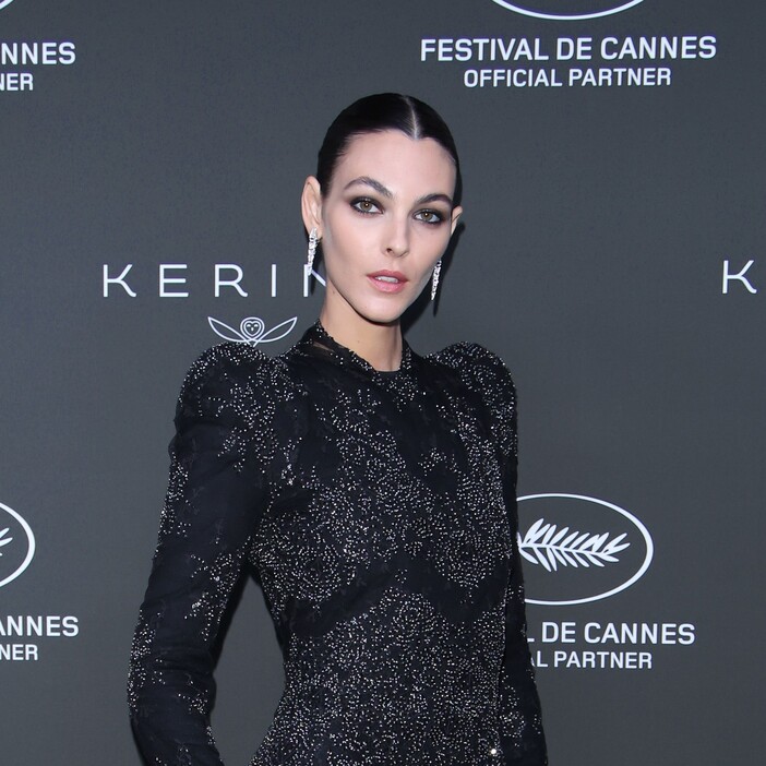 ディカプリオと交際中！ ヴィットリア・チェレッティのドレスアップ【Part3】 (25ansウエディング) - Yahoo!ニュース