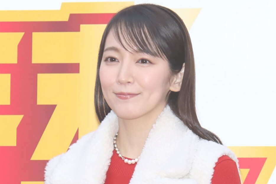 年末年始どこに行く！？吉岡里帆ら女優たちが選んだ「映え旅先」って！？【2025-2026】〆旅＆初旅は記憶と記録に残る旅を♪ (LASISA) - Yahoo!ニュース