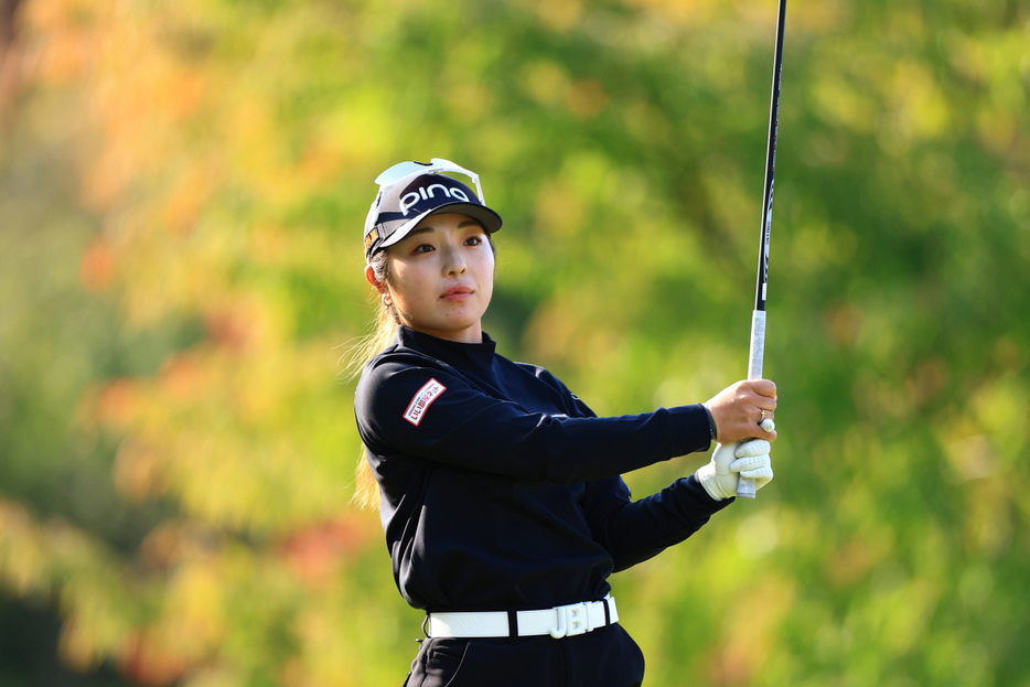 【速報】女子ゴルフシーズン最終戦開幕 女王・佐久間朱莉はボギー発進 首位に岩井明愛 (ゴルフのニュース) - Yahoo!ニュース