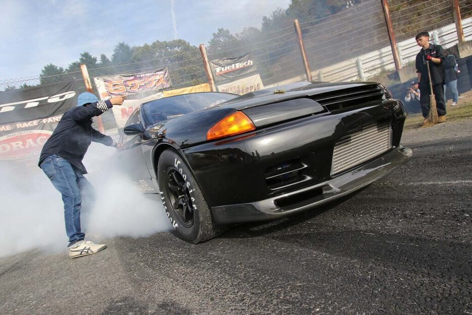 「旧車からEVまで直線番長が集結！」観戦も体験も可能な「スーパートラッグフェスティバル2025」開催へ (MotorFan) - Yahoo!ニュース