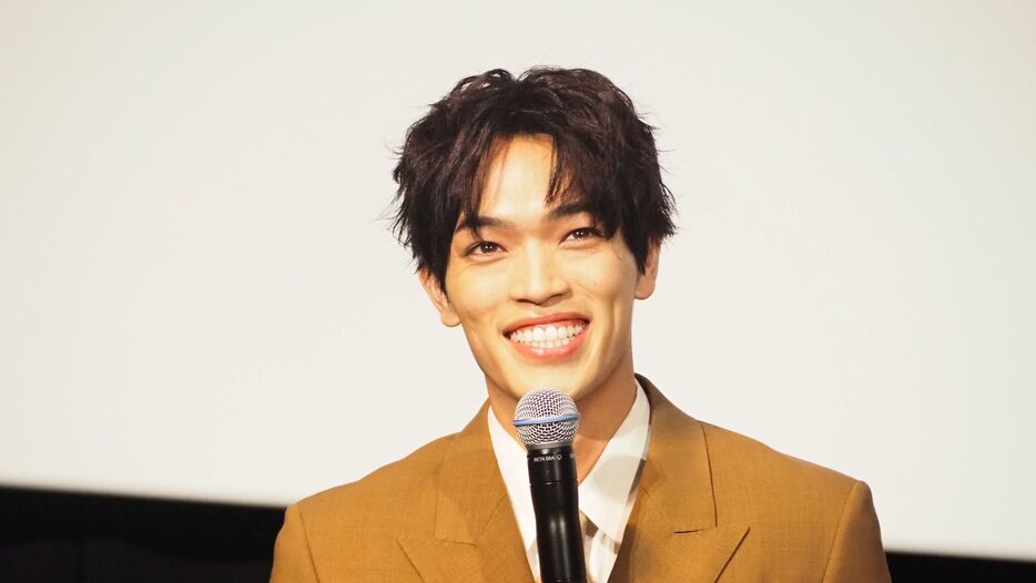 timelesz・原嘉孝 寺西拓人主演作に友情出演!2泊3日のスケジュールも撮影は2、3時間で終了し「サウナ、白熊、地鶏…鹿児島を満喫しました!」 (めざましmedia) - Yahoo!ニュース