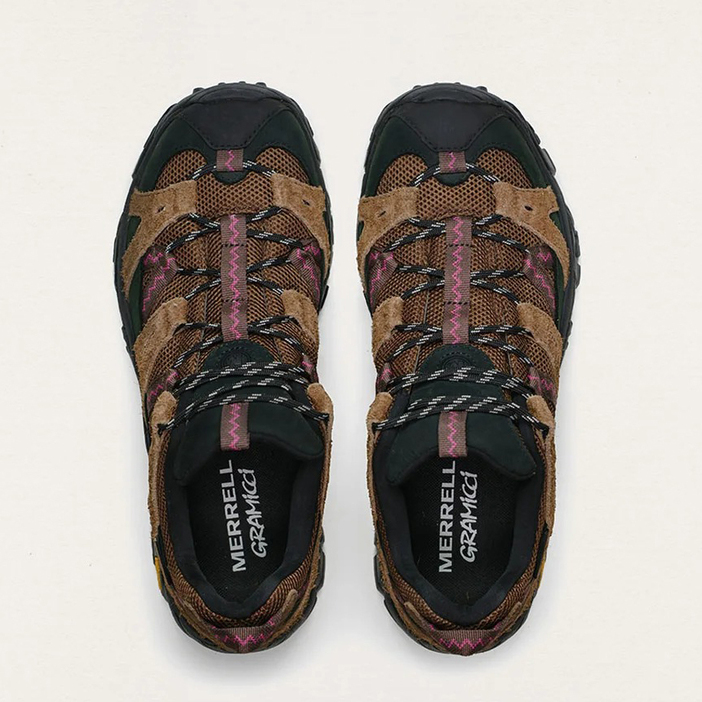 【差がつく大人のメレル】グラミチとの初コラボスニーカーはジグザグのウェビングがアクセントの「モアブ 2 サイレン × グラミチ」 (UOMO) - Yahoo!ニュース