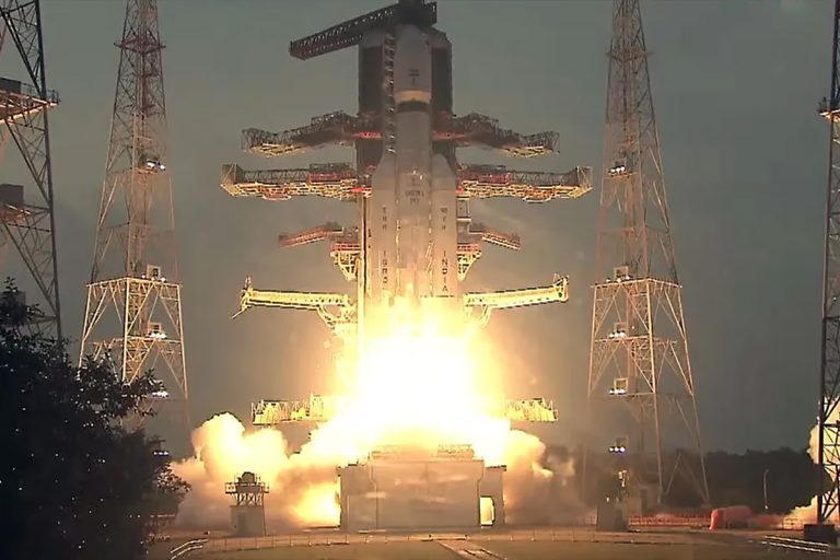 インド、海軍向け通信衛星「CMS-03」を打ち上げ–過去最重量の4.4トン (UchuBiz) - Yahoo!ニュース