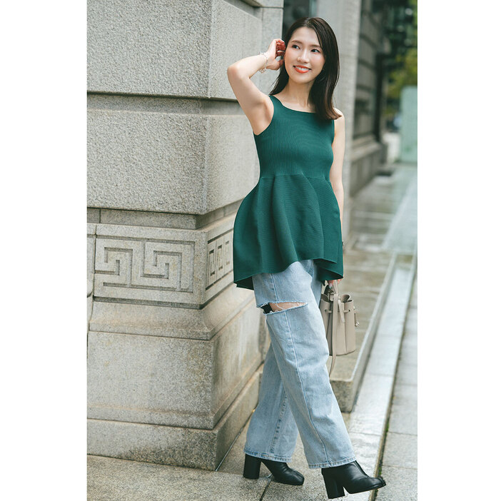 キレイめ派が続々ハマってる！30代の投資服【CFCL】の魅力を大調査｜CLASSY. (magacol) - Yahoo!ニュース