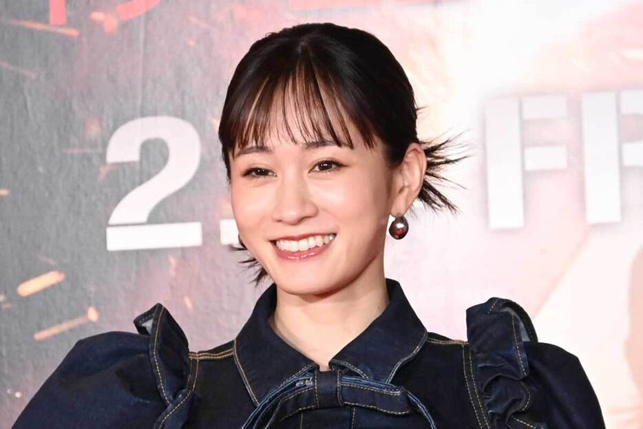 前田敦子、“憧れ女優”と念願の共演にファンも歓喜「報われたね」「あっちゃんがファンの笑顔」 (ENCOUNT) - Yahoo!ニュース