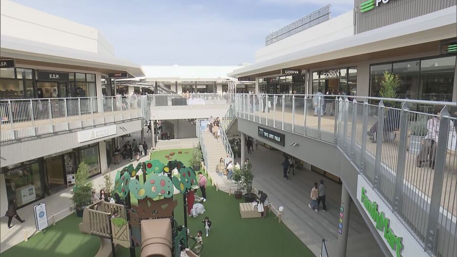 飲食店含む114店舗はペット同伴可…『三井アウトレットパーク岡崎』開業 保育士が常駐する「スキッズガーデン」も (東海テレビ) - Yahoo!ニュース