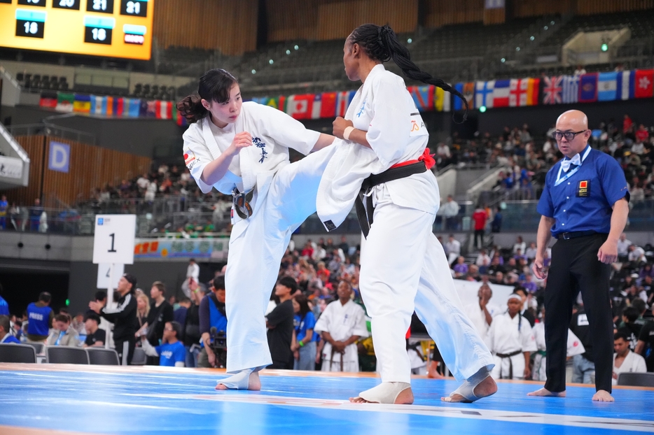 各国から精鋭が集うメガイベント『FULLCONTACT KARATE EXPO』が有明で開幕！ 女性空手家ユニットも会場を華やかに (VITUP!) - Yahoo!ニュース