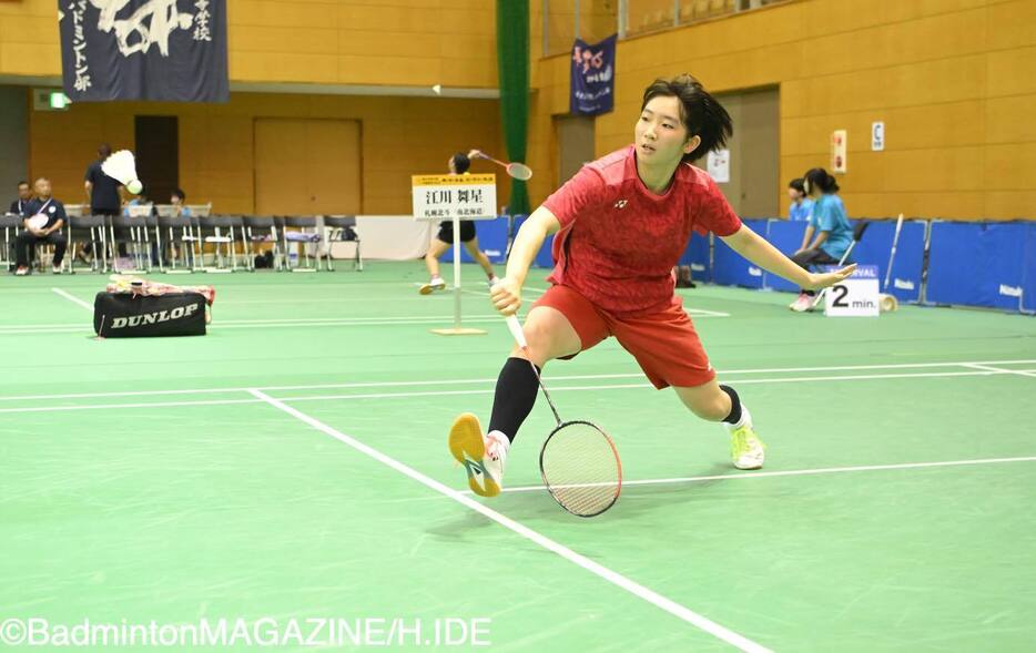 【バドミントン】1年生の渡邉柚乃が高い実力を発揮して勢いよく準決勝進出＜山口インターハイ2025 女子シングルス＞ (バド×スピ！／バドミントン・マガジン) - Yahoo!ニュース