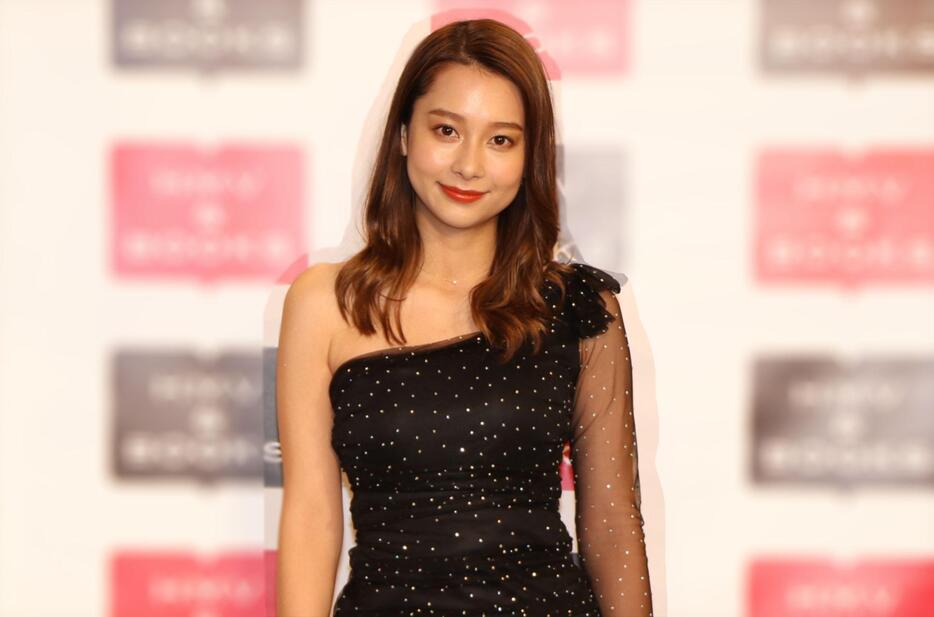 ＜Niki＞「お気に入りのランジェリーは見つかりましたか？」 下着ブランドでモデル ファン「とてもセクシーで綺麗」 (MANTANWEB) - Yahoo!ニュース