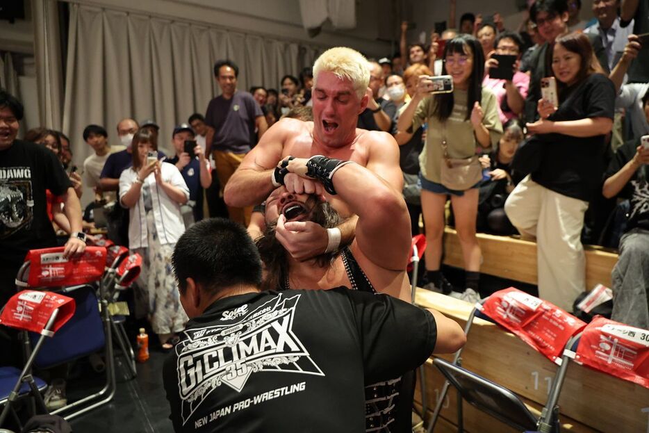 『G1』決勝は無法地獄か!? ザックとEVILが大乱闘、IWGPベルトを投げ捨てる暴挙！ (プロレスTODAY) - Yahoo!ニュース