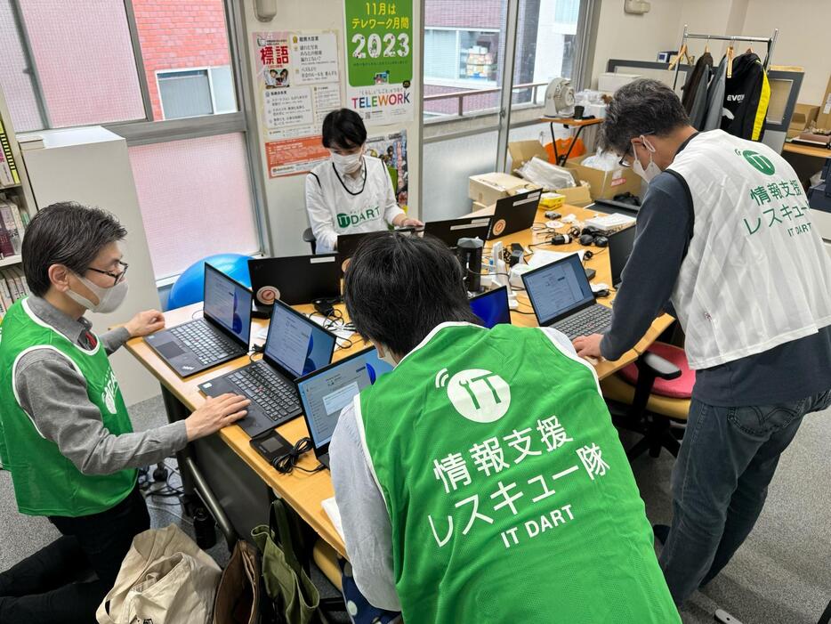 能登地震「携帯つながらない」 被災地の通信途絶 新技術で解消なるか #災害に備える (Yahoo!ニュース オリジナル 特集) - Yahoo!ニュース