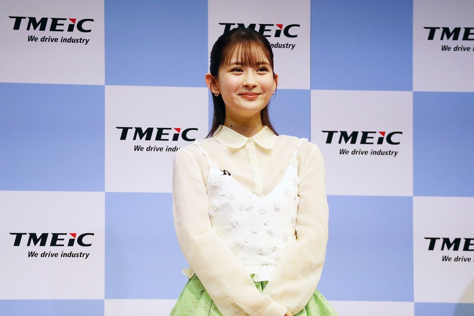 畑芽育、TMEIC新CM発表会で“読み間違え”の悩みを明かす「『はためいく』って呼ばれたり…」 (ウォーカープラス) - Yahoo!ニュース