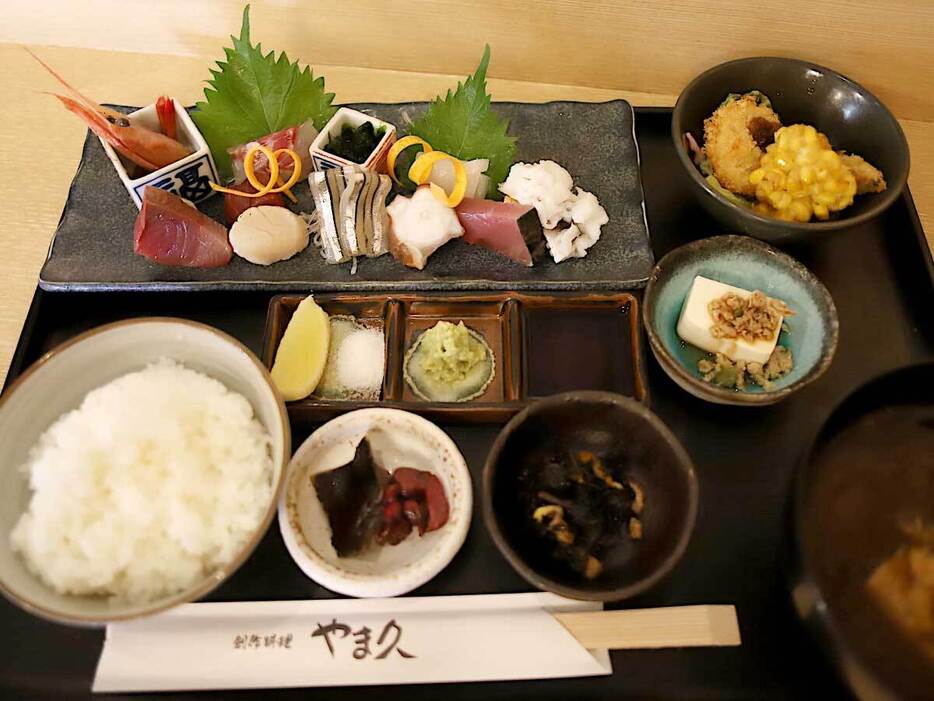 【京都ランチ】美味しい魚料理ならココ！『創作料理 魚河岸 やま久』の京料理らしいお造り定食 (食楽web) - Yahoo!ニュース