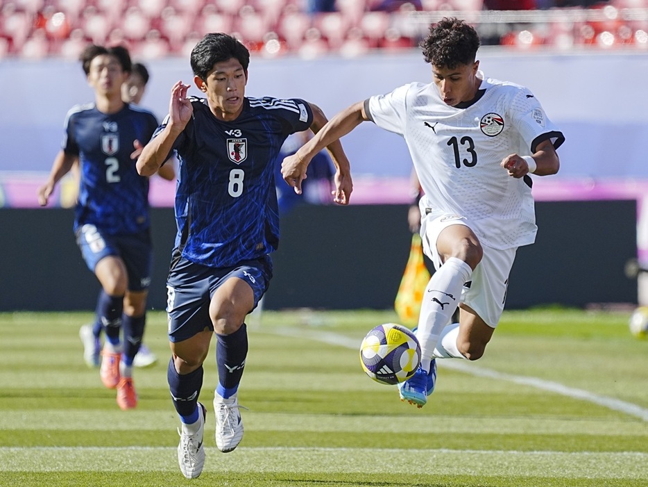 U-20W杯初戦でフル稼働した18歳MF布施克真…“代わり”に着けた背番号への思い「洋太朗のほうが全然上手い。でも、自分はタフに戦える」 (ゲキサカ) - Yahoo!ニュース