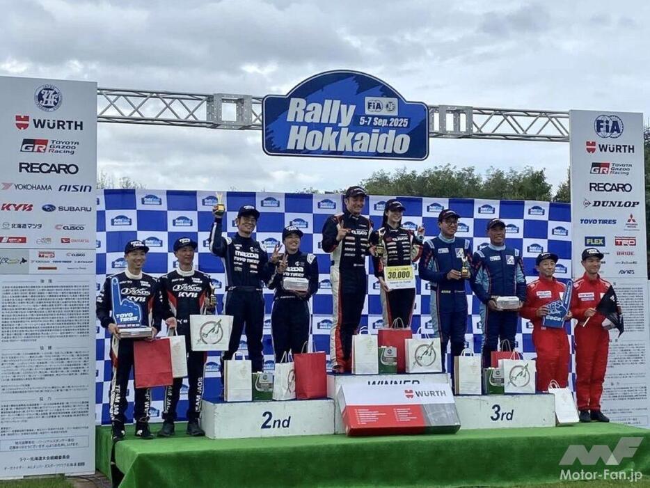 XCRスプリントカップ北海道も優勝♪ スタッフ＆応援してくださった皆様に大感謝！【梅本まどかのラリー日記019】 (MotorFan) - Yahoo!ニュース