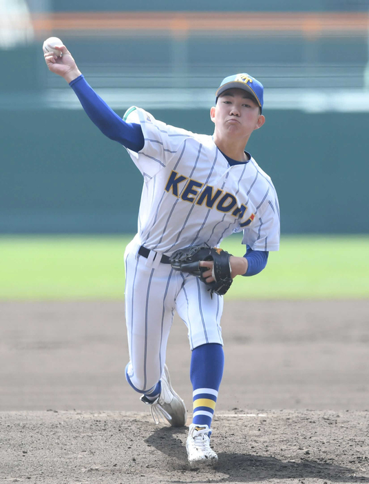 健大高崎の石垣元気＆佐藤龍月がプロ志望届を提出 筑波大のスピードスターも (デイリースポーツ) - Yahoo!ニュース