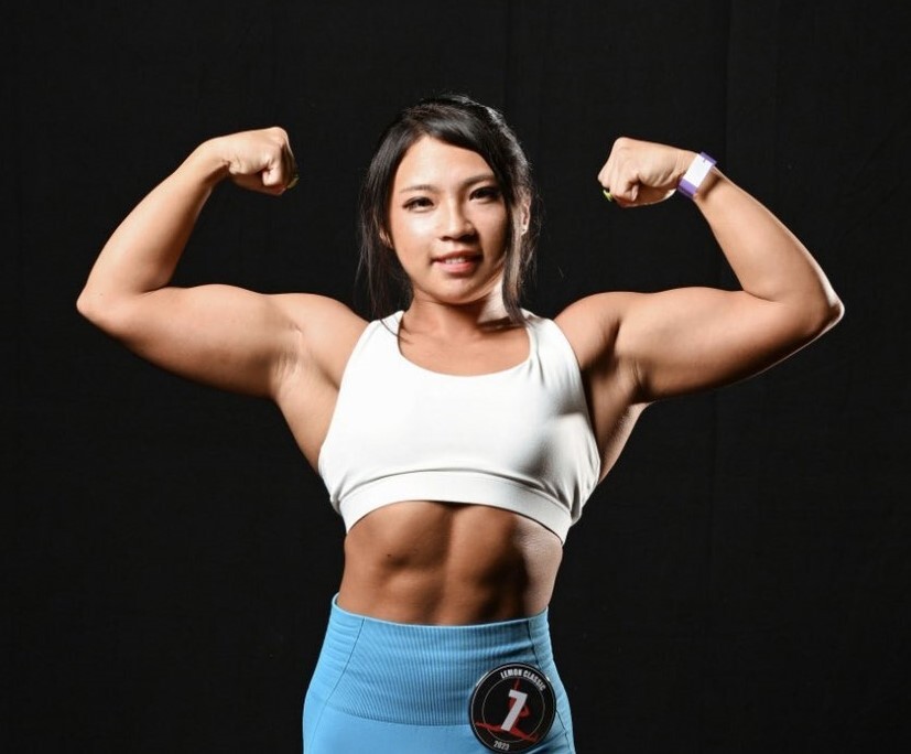 「おはマッチョ!!」144cmの筋肉女子・さくら、朝トレでたくましい下半身を磨く (VITUP!) - Yahoo!ニュース