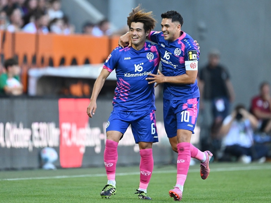 佐野海舟が海外初ゴール! 超インターセプトから1G1Aで今季初白星貢献…マインツ指揮官は絶賛「今日の海舟は圧巻だ」 (ゲキサカ) - Yahoo!ニュース