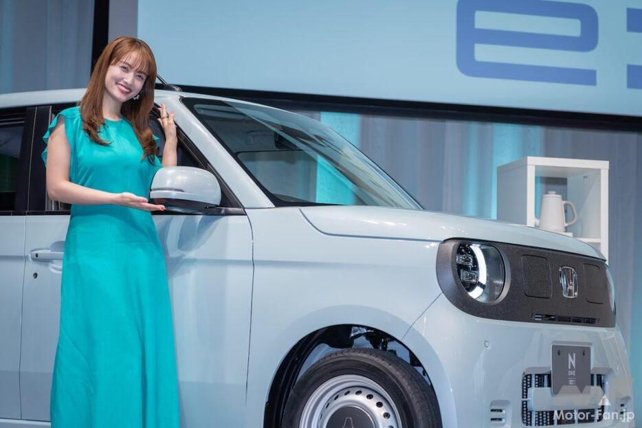 クルマも大好きな谷まりあさん、ホンダ「N-ONE e:」の電気で扇風機を動かして「すごい！」と感動の体験 (MotorFan) - Yahoo!ニュース