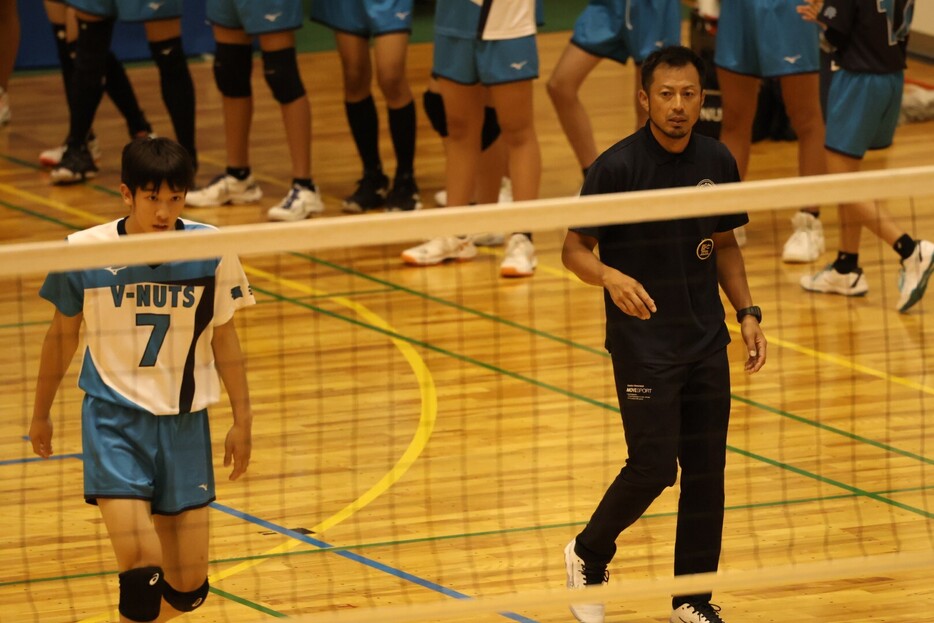 【バレー】男子U16日本代表 手塚純矢（V-NUTS）の2025年。「全国ヤングクラブ大会では自分のベストパフォーマンスを」 (月刊バレーボール) - Yahoo!ニュース