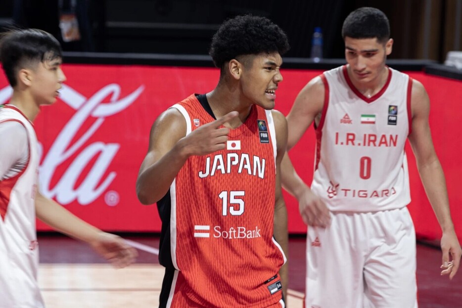 バスケU16日本、天敵イランを圧倒し無傷のグループ首位で8強入り！白谷柱誠ジャックが24得点、16リバウンドと躍動＜DUNKSHOOT＞ (THE DIGEST) - Yahoo!ニュース
