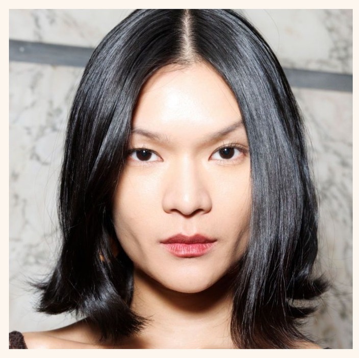 “フェザーボブ”は2025秋冬のトレンドヘア！ スタイリング方法やお手本スタイルまとめ (ELLEgirl) - Yahoo!ニュース