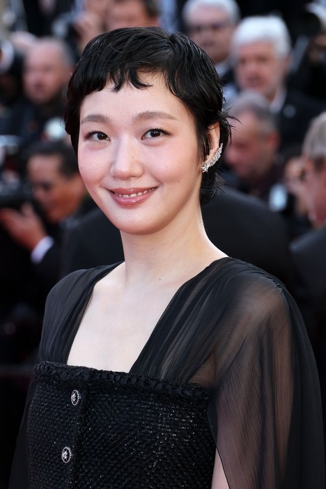 一重まぶたが魅力！ 人気の韓国女性アイドル＆女優5人｜TWICE、キム・ゴウンetc... (ELLE DIGITAL) - Yahoo!ニュース