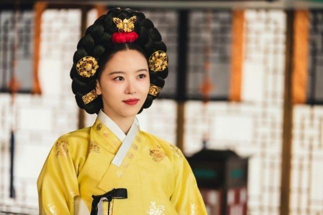 「暴君のシェフ」カン・ハンナ“眼差しや衣装・メイクでもキャラクターの魅力を表現” (Kstyle) - Yahoo!ニュース