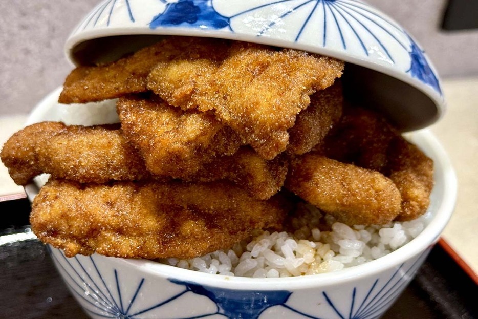 高速道路「ハイウェイめし」ブームは定着するか？ SNS投票が示す、1000億円市場の“映え依存”リスク (Merkmal) - Yahoo!ニュース