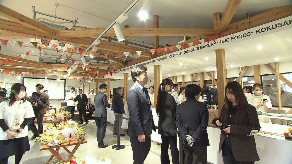 百合が原公園に交流施設「LiLiLi」誕生！民間の力で公園に新たな賑わいを―カフェやレンタルスペースあり地域の交流や子どもの学習支援の場としても期待〈北海道札幌市〉 (北海道ニュースUHB ...