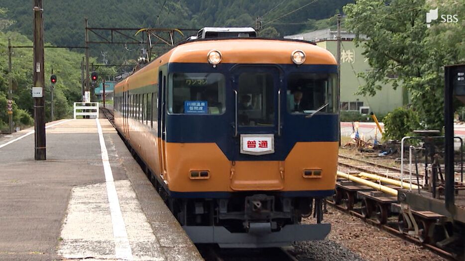 大井川鉄道・井川線で倒木 撤去作業完了まで閑蔵駅〜井川駅間で運転見合わせ=静岡県・大井川鉄道 (静岡放送（SBS）) - Yahoo!ニュース
