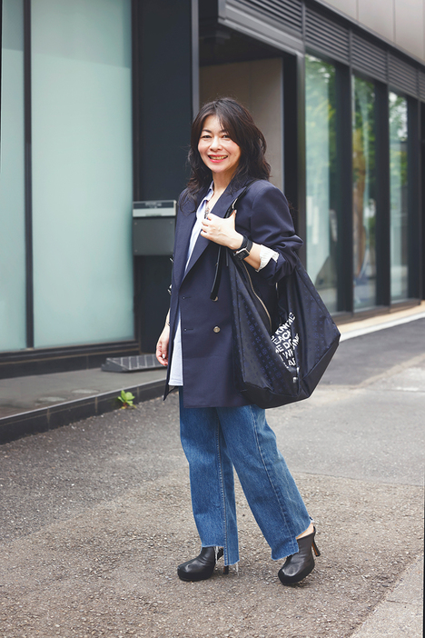 羽織るだけでコーデが決まる「ジャケット」が手放せない！大人世代がお仕事見えしないための着こなし術は？【40代コーデ】 (webマガジン mi-mollet) - Yahoo!ニュース