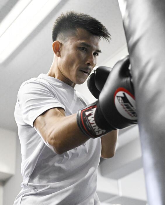 アヌチャイが練習公開、大阪 IBF世界戦で西田凌佑に挑戦 (共同通信) - Yahoo!ニュース