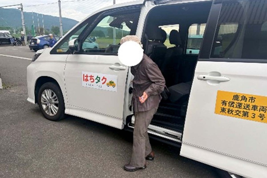 全国で広がる乗合タクシー、「コード決済」が起爆剤になるのか？ 高齢者層を味方につけた逆襲のロジックとは (Merkmal) - Yahoo!ニュース