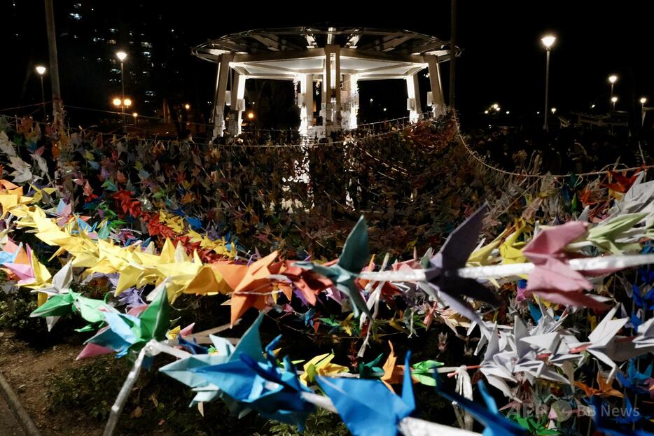 香港火災、死者159人 住宅の防護ネット撤去へ (AFP＝時事) - Yahoo!ニュース