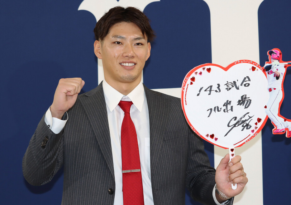 中村奨、3倍超で更改 プロ野球 (時事通信) - Yahoo!ニュース