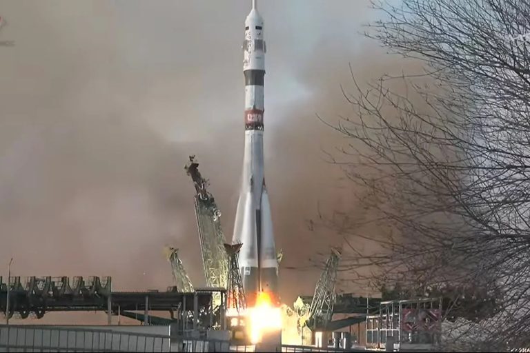 ロシア、打ち上げで「バイコヌール宇宙基地」の発射台を損傷–ISSへの有人輸送に影響か (UchuBiz) - Yahoo!ニュース