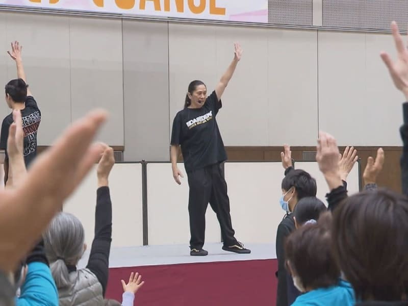 「ときげんきフェスタ」でSAMさんとダレデモダンス 岐阜県土岐市 (ぎふチャンDIGITAL) - Yahoo!ニュース