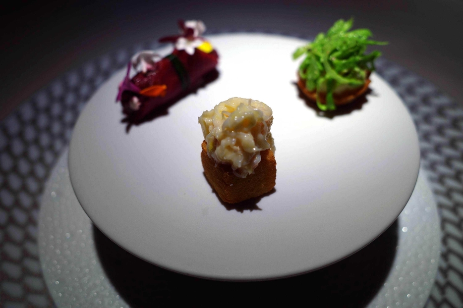 数々の名料理人を生み出した〈銀座レカン〉の憧れフレンチ！ (Safari Online) - Yahoo!ニュース